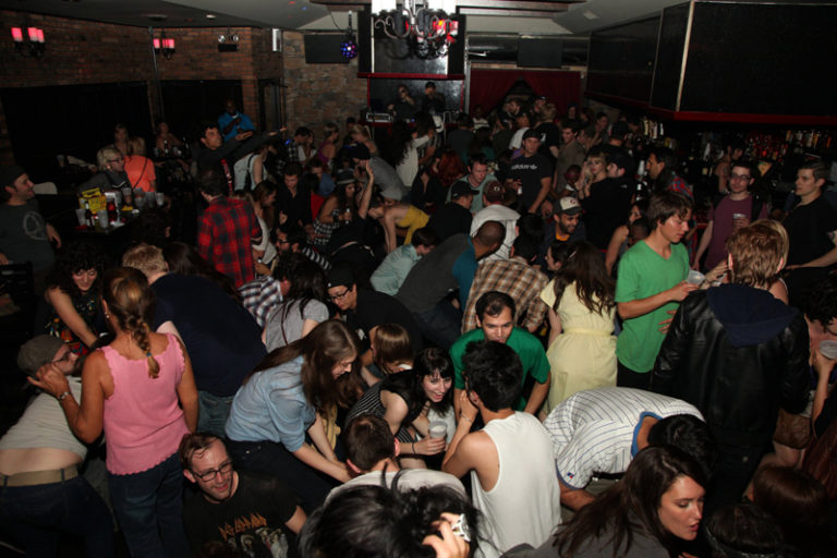 Chicago Live Music Guide - Chicago Gen X - Chicago Bars, Events, Things to Do in Chicago